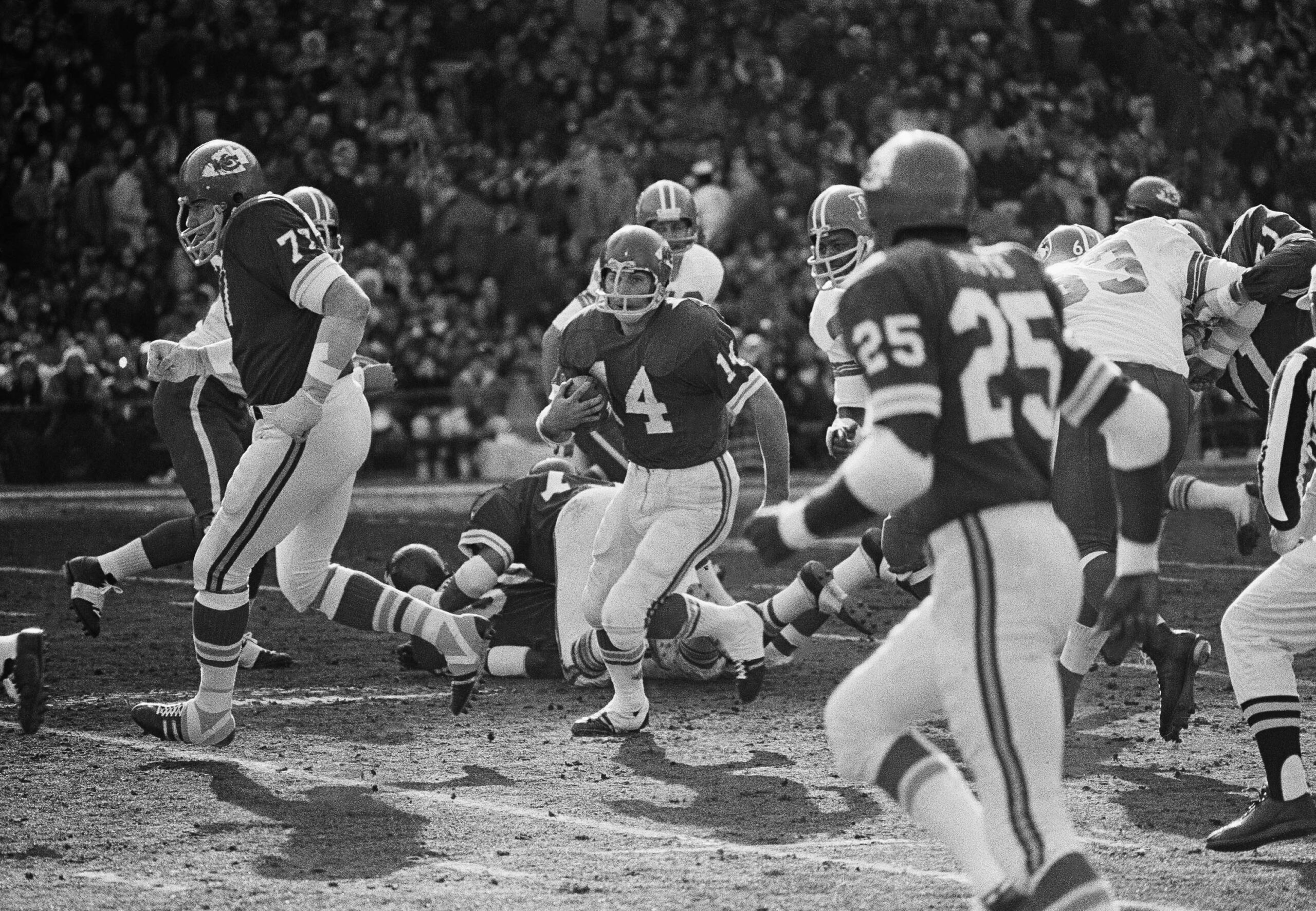 Former Chief Jim Tyrer among nominees for Pro Football Hall of Fame ...